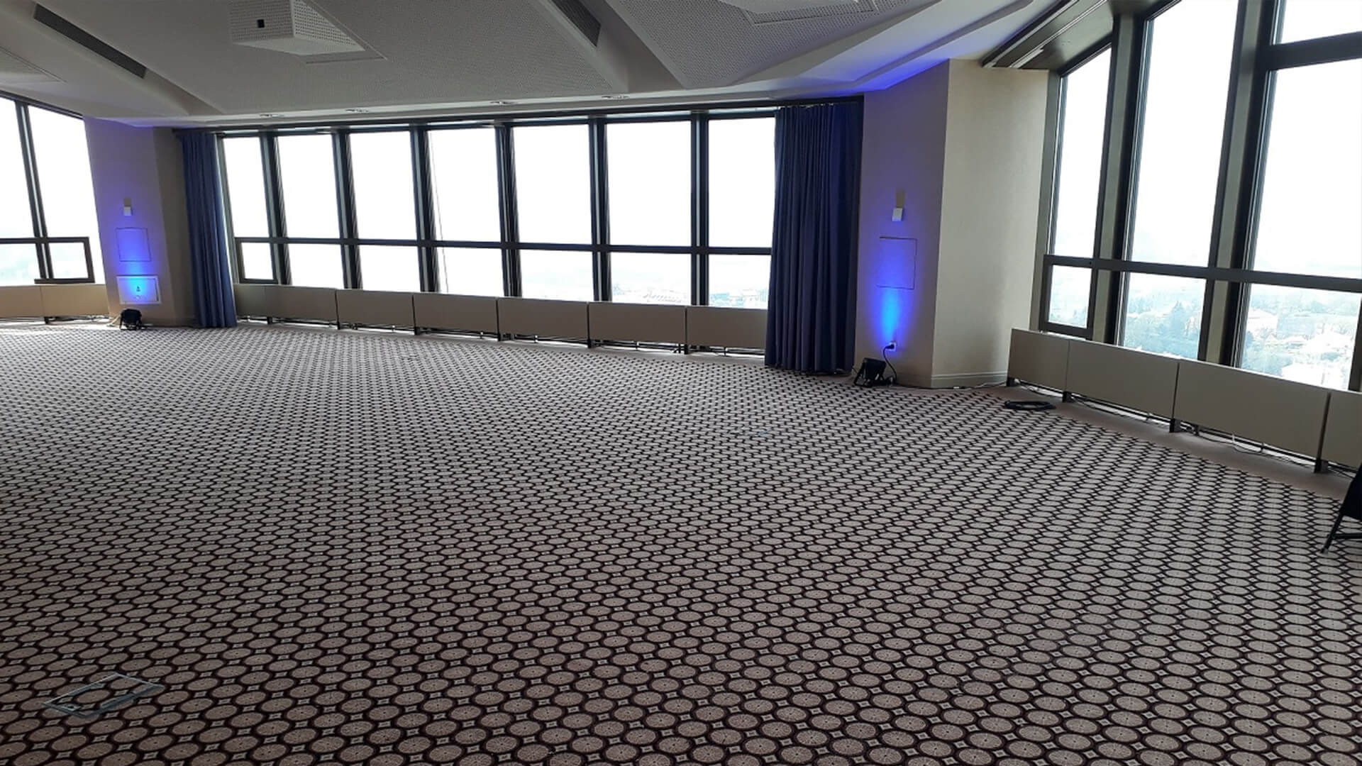Koberce s vysokou zátěží pro Hotel Corinthia v Praze Milujeme ...